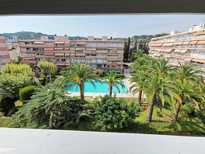 Appartement 3 pièces à Vallauris, à louer