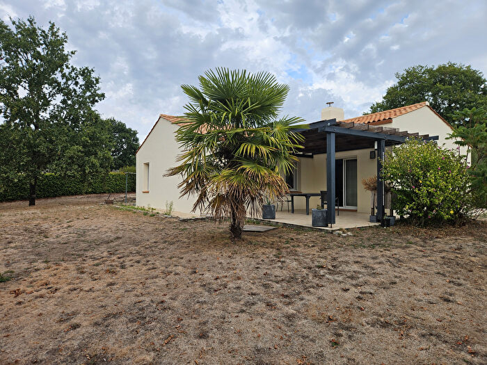 Maison 5 pièces à vendre - Saint-Étienne-de-Mer-Morte