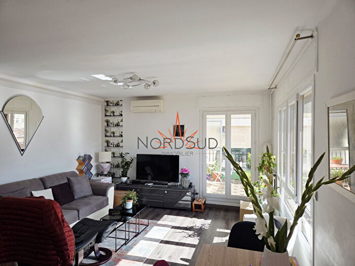 Appartement à vendre - Aix-en-Provence, Centre-ville - 2 pièces - 1 chambre