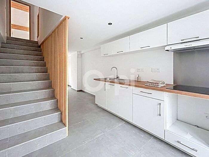 Maison 2 pièces à Canohès, à louer