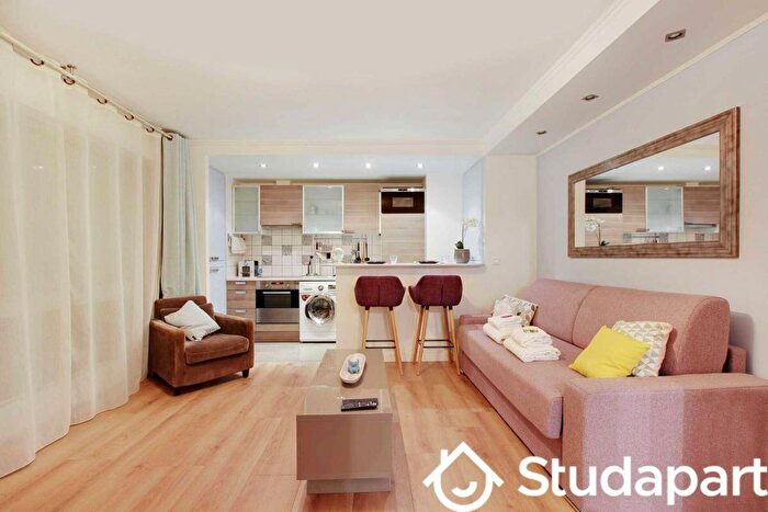 Appartement 1 pièce à Flandre-Aubervilliers, Paris 19ème arrondissement, à louer