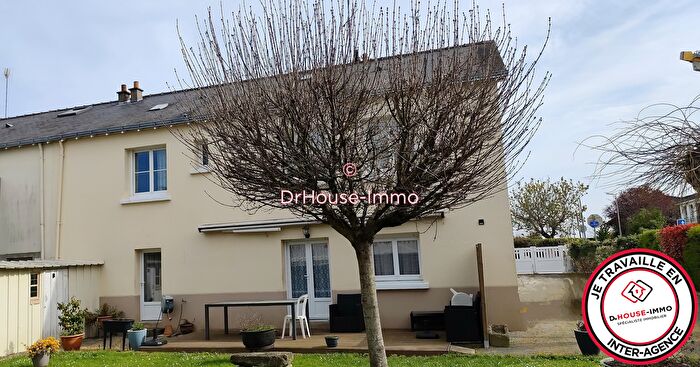 Maisons à vendre et appartements à louer - 1