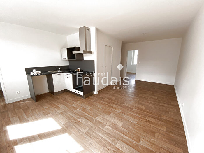 Appartement à louer - Saint-Lô, Nord - 3 pièces - 1 chambre