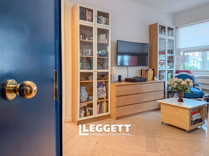 Appartement à vendre - Paris e , Muette-Nord, Trocadéro - 3 pièces - 2 chambres