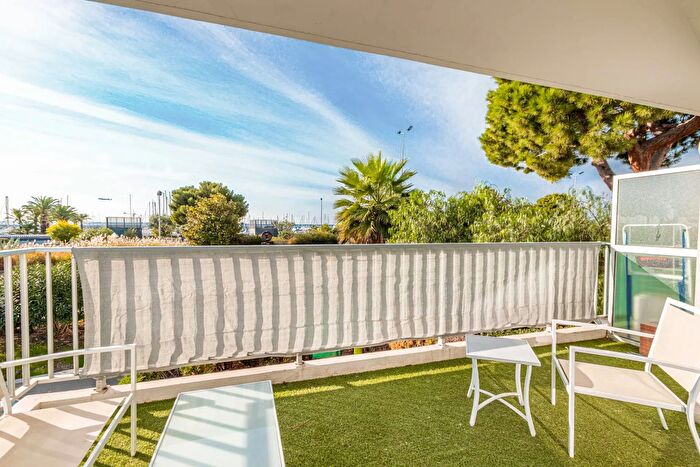 Appartement à vendre - Saint-Laurent-du-Var, Bord de Mer, Port de Plaisance - 1 pièce