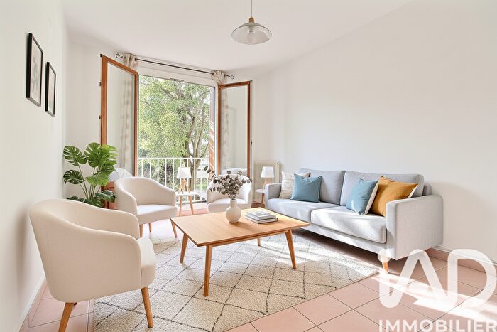 Appartement à vendre - Gardanne, Centre-ville - 3 pièces - 1 chambre