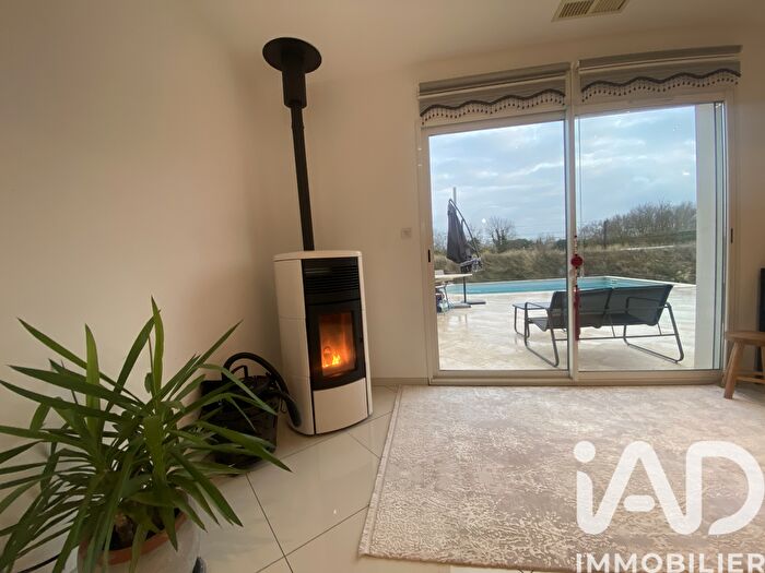 Maison à vendre - Colombiers - 5 pièces - 4 chambres