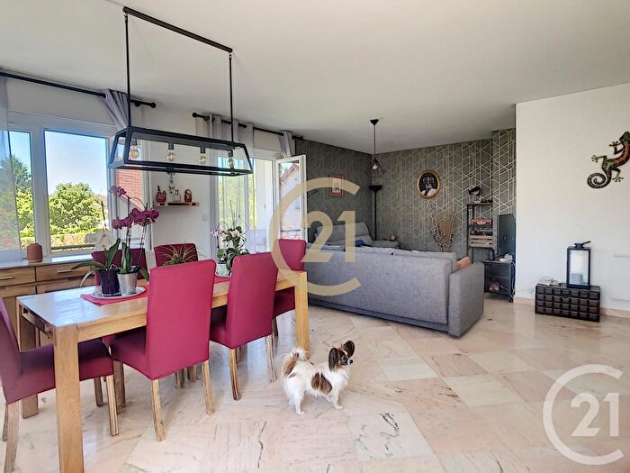 Sens, Faubourg Saint-Didier, Clos-Le-Roi : Appartement 4 pièces à louer