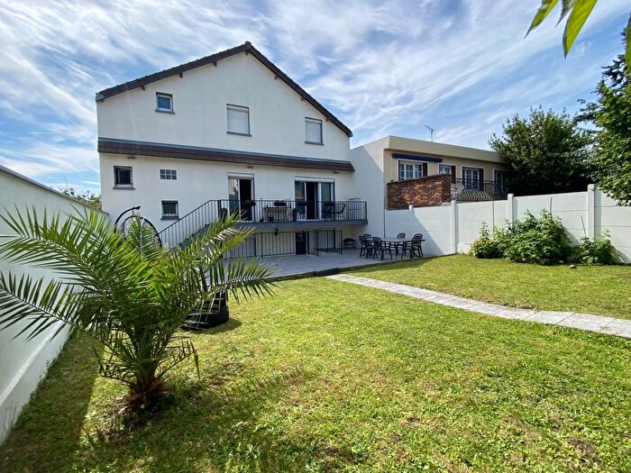 Maison 8 pièces à vendre - Bonneuil-sur-Marne, Haut-Bonneuil