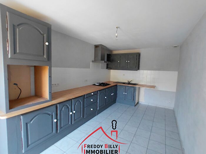 Saint-Martin-de-Sanzay : Maison 4 pièces à vendre
