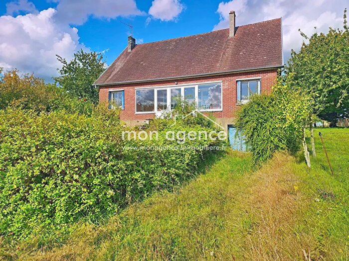 Maison à vendre - La Neuville-Chant-dOisel - 5 pièces - 3 chambres