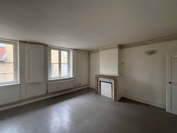 Léopold-Ville Vieille, Nancy : Appartement 1 pièce à louer
