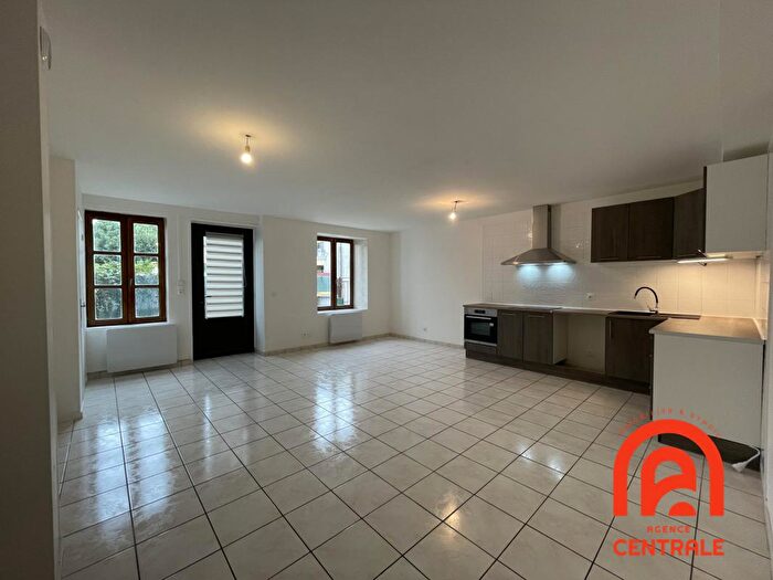 Appartement à louer - Loyettes - 4 pièces - 3 chambres