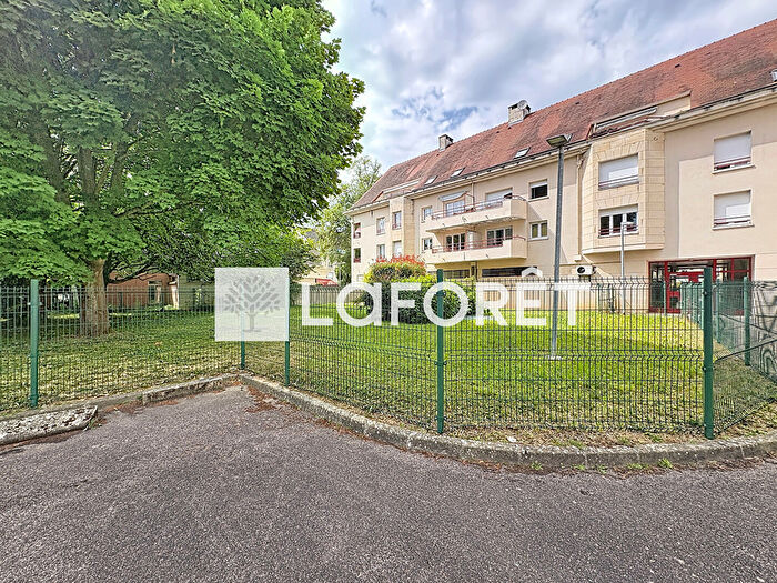 Appartement 3 pièces à Moissy-Cramayel, Centre-ville, à vendre