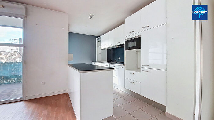 Appartement à vendre - Noisy-le-Grand, Centre-ville - 3 pièces - 2 chambres