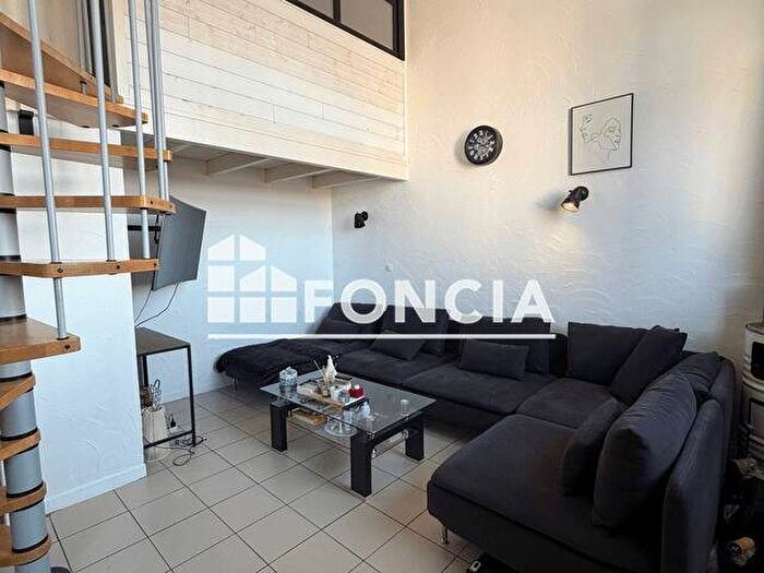 Appartement 3 pièces à Dernier Sou-Vieille Ville, Boulogne-sur-Mer, à louer