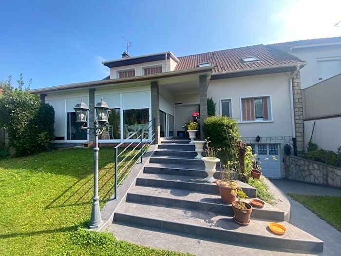 Maison à vendre - Aulnay-sous-Bois, Nonneville - 9 pièces - 6 chambres