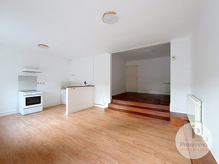 Appartement à louer - Ploërmel - 3 pièces - 2 chambres