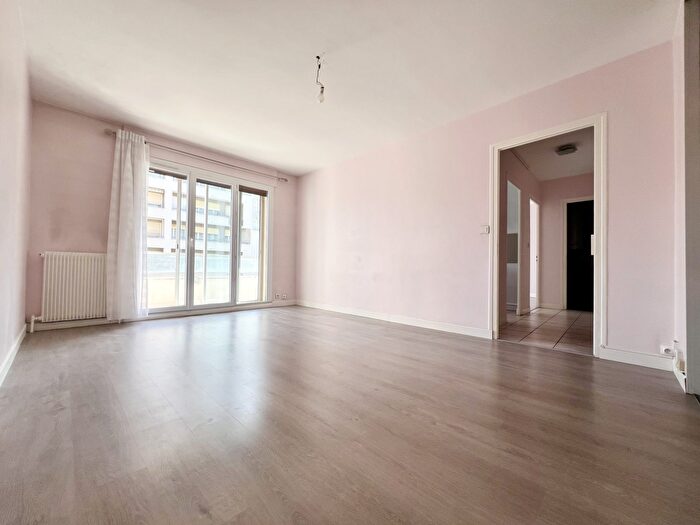 Appartement à louer - Grenoble, Bajatière - 2 pièces - 1 chambre