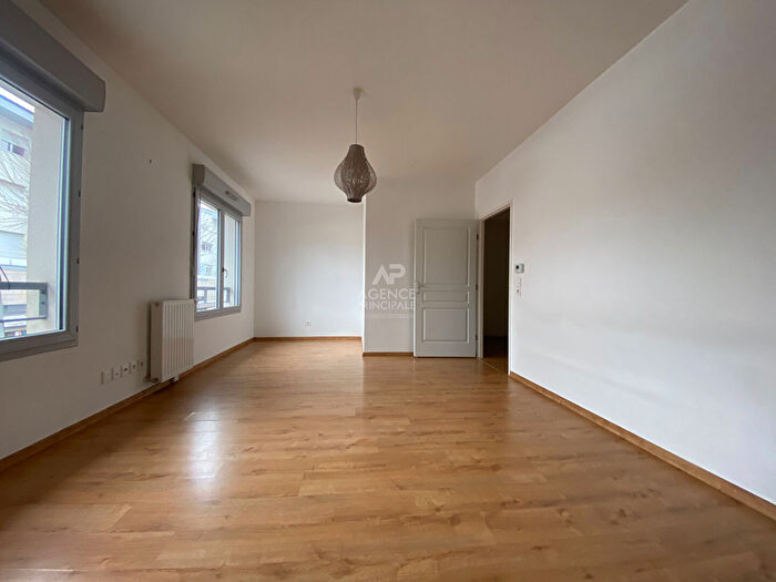Nanterre, Centre-ville - Appartement 3 pièces à vendre