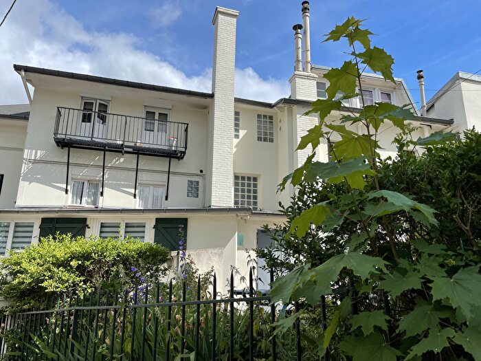 Appartement à vendre - Montmorency, Centre Montmorency - 3 pièces - 2 chambres