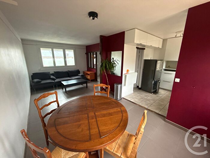 Maison à louer - Ecquevilly - 5 pièces - 3 chambres