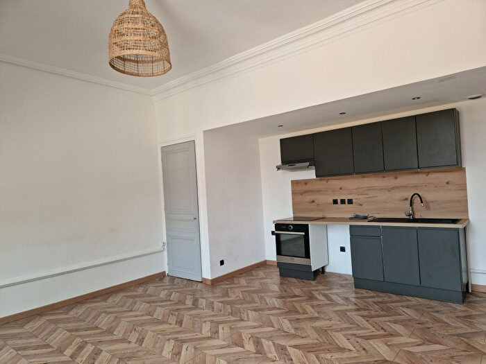 Bourg-en-Bresse, Centre, Brou, Baudières : Appartement 3 pièces à louer