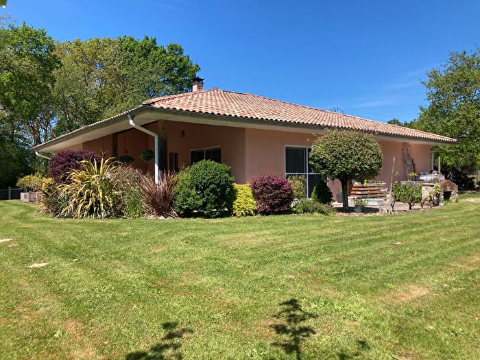 Maison à vendre - Saint-Laurent-de-Gosse - 4 pièces - 3 chambres