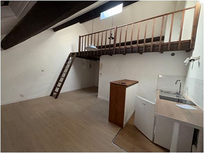 Lille, Wazemmes : Appartement 2 pièces à louer