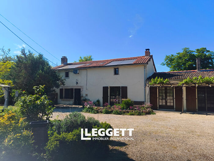 Maison 8 pièces à vendre à Blanzay