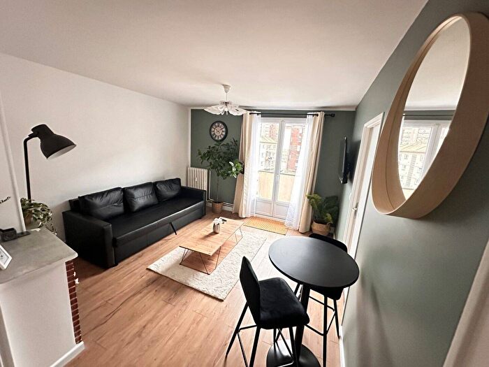 Appartement à louer - Centre Ville-Rive Gauche, Rouen - 1 pièce