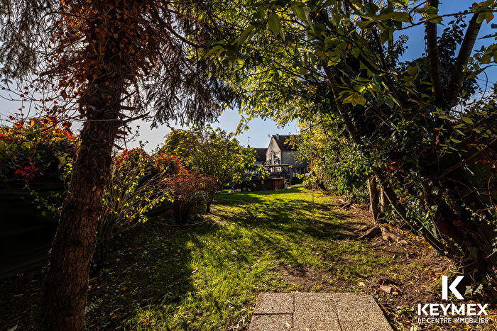 Maison à vendre - Lamorlaye - 8 pièces - 6 chambres