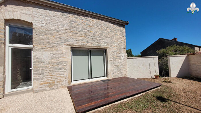 Maison 6 pièces à Villey-sur-Tille, à louer