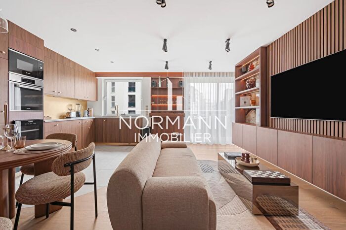 Appartement à vendre - Paris e , Muette-Nord, Trocadéro - 2 pièces - 1 chambre