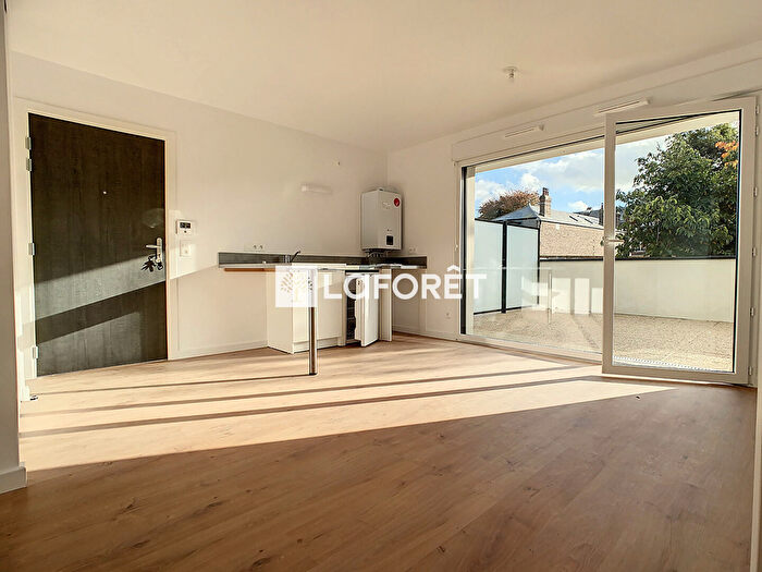 Appartement à louer - Elbeuf, La Cerisaie, Cours Carnot - 1 pièce