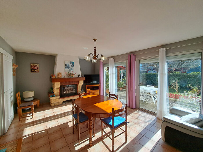 Maison à vendre - Hendaye, Gare, Joncaux - 5 pièces - 4 chambres