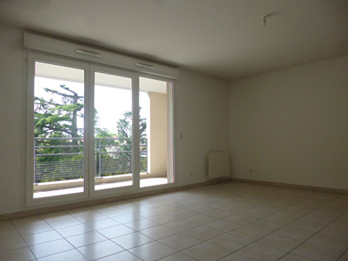 Appartement 3 pièces à louer à Vénissieux, Centre-ville