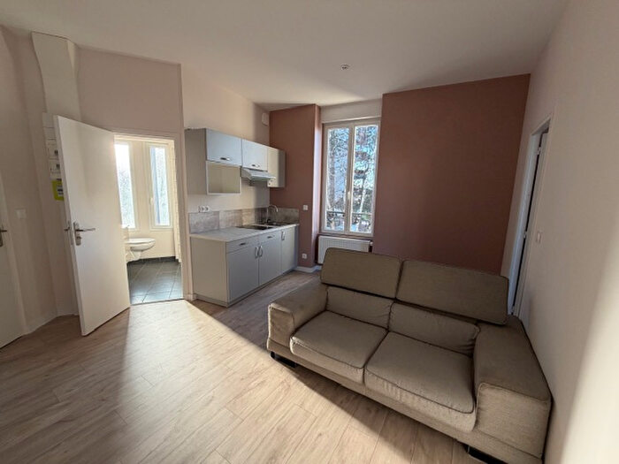 Appartement à louer - Vichy - 2 pièces - 1 chambre