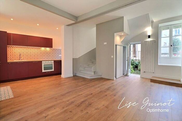Appartement 4 pièces à louer à Bas, Maule