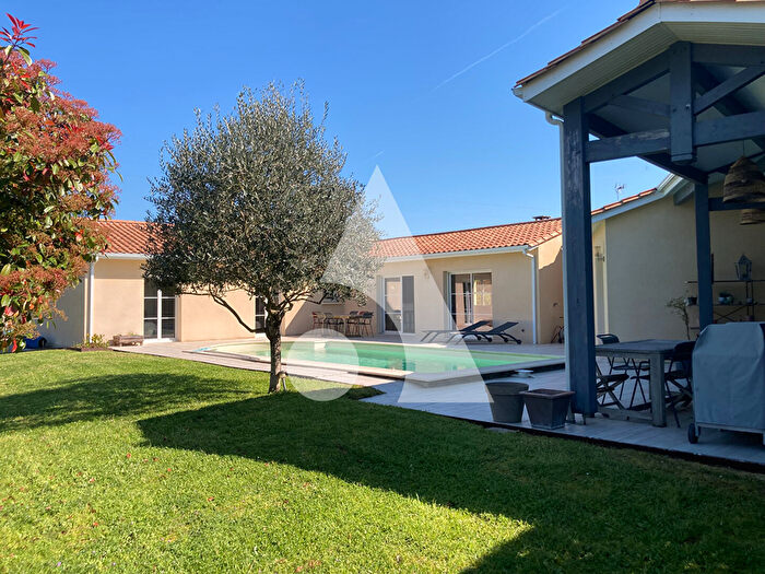 Maison à vendre - Libourne, Saint-Ferdinand, Les Charruauds, Les Dagueys - 7 pièces - 4 chambres