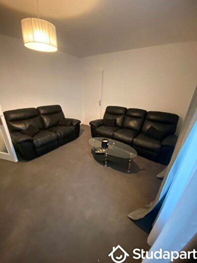 Appartement à louer - Gratte Ciel, Villeurbanne - 1 pièce - 4 chambres