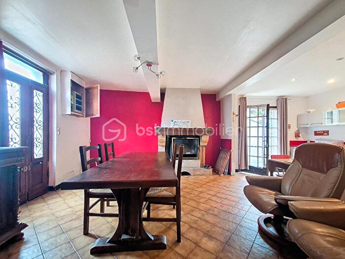 Maison à vendre - Auvillar - 3 pièces - 2 chambres