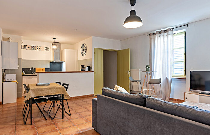 Appartement à louer - Béziers, Centre-ville, Palais des Congrès, Garibaldi, Gambetta - 3 pièces - 2 chambres
