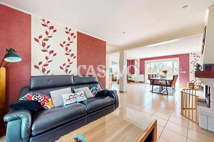 Maison à vendre - Meaux, Grosse Pierre, Croix Saint-Loup, Corniche - 7 pièces - 5 chambres