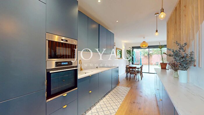 Maison à louer - Toulouse, Saint-Michel - 5 pièces