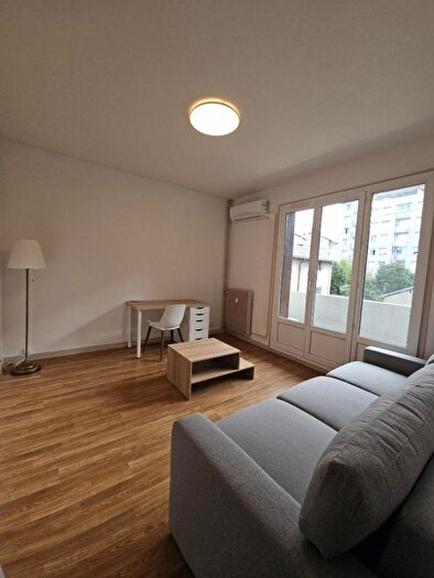 Appartement à louer - Grenoble, La Capuche, Grands Boulevards - 1 pièce