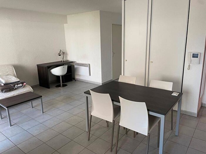 Appartement à louer - Aguillon, Toulon - 2 pièces - 1 chambre