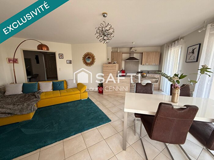 Appartement à vendre - Valréas - 4 pièces - 3 chambres