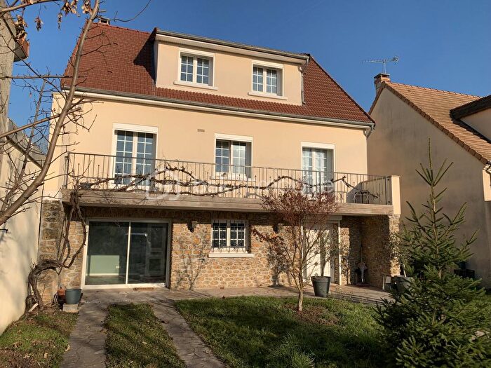 Maison à vendre - Le Plessis-Pâté - 9 pièces - 5 chambres