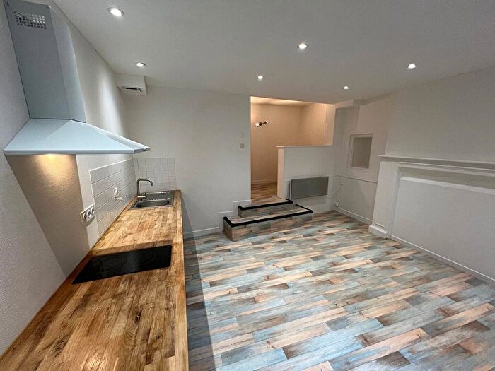 Appartement à louer - Villaudin-Le Val, Vitré - 1 pièce - 1 chambre